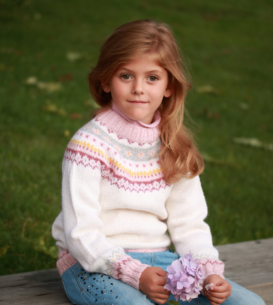 VINTERSKOGSGENSER. LUE OG VOTTER – TUSENOGENMASKE